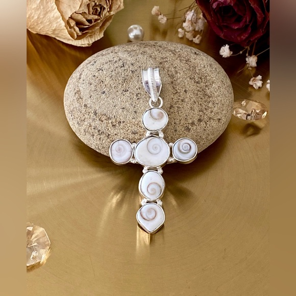 Hand Crafted | Jewelry | Shiva Shell Hand Crafted Cross Pendant | Poshmark